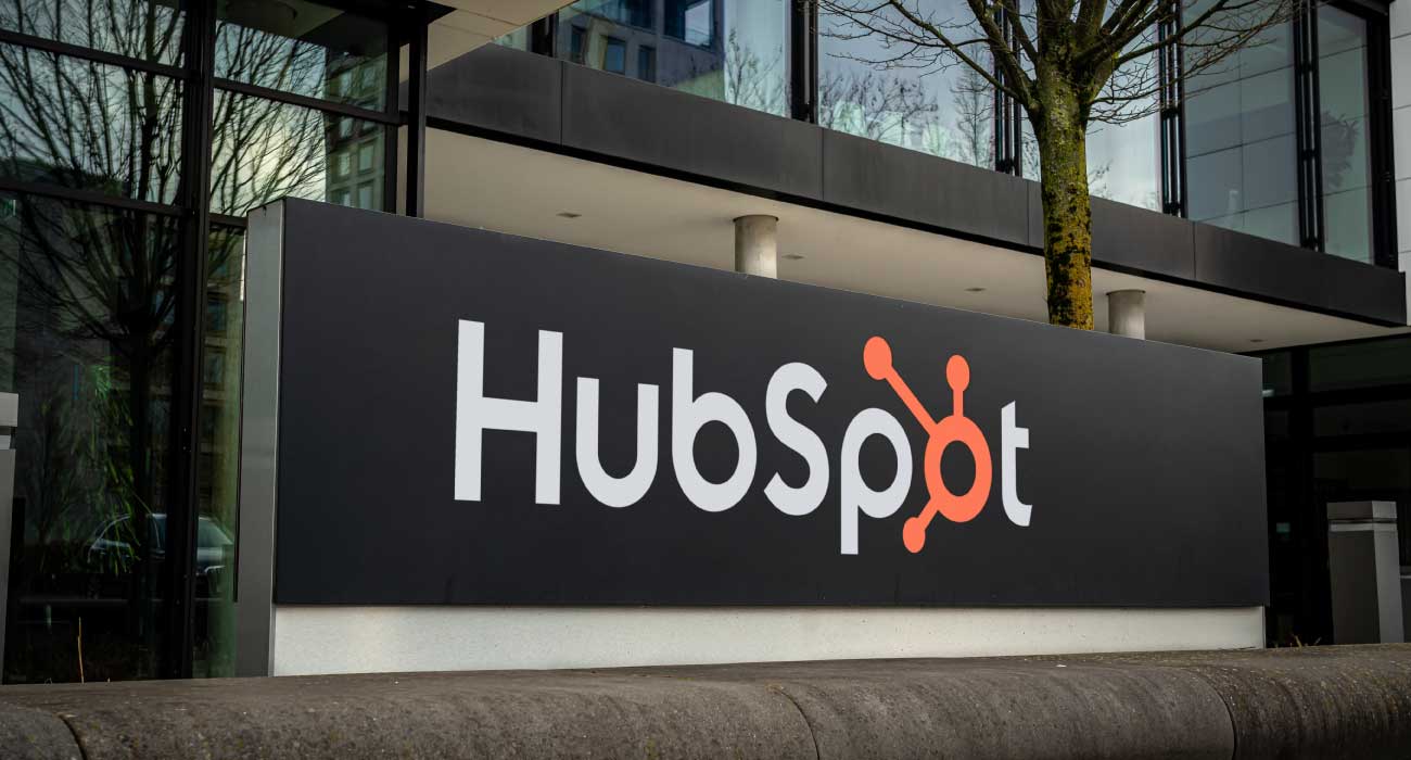 HubSpot Launches Free Dashboard to Track AI Search Shifts